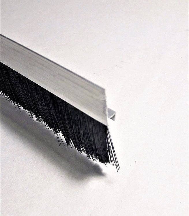 Bürstendichtung 100cm Alu-h-Profil (Neu und originalverpackt) in Bad Ragaz für CHF 8 – mit ...