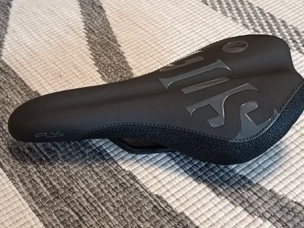 SDG Fly JR Sattel NEU | Kaufen auf Ricardo