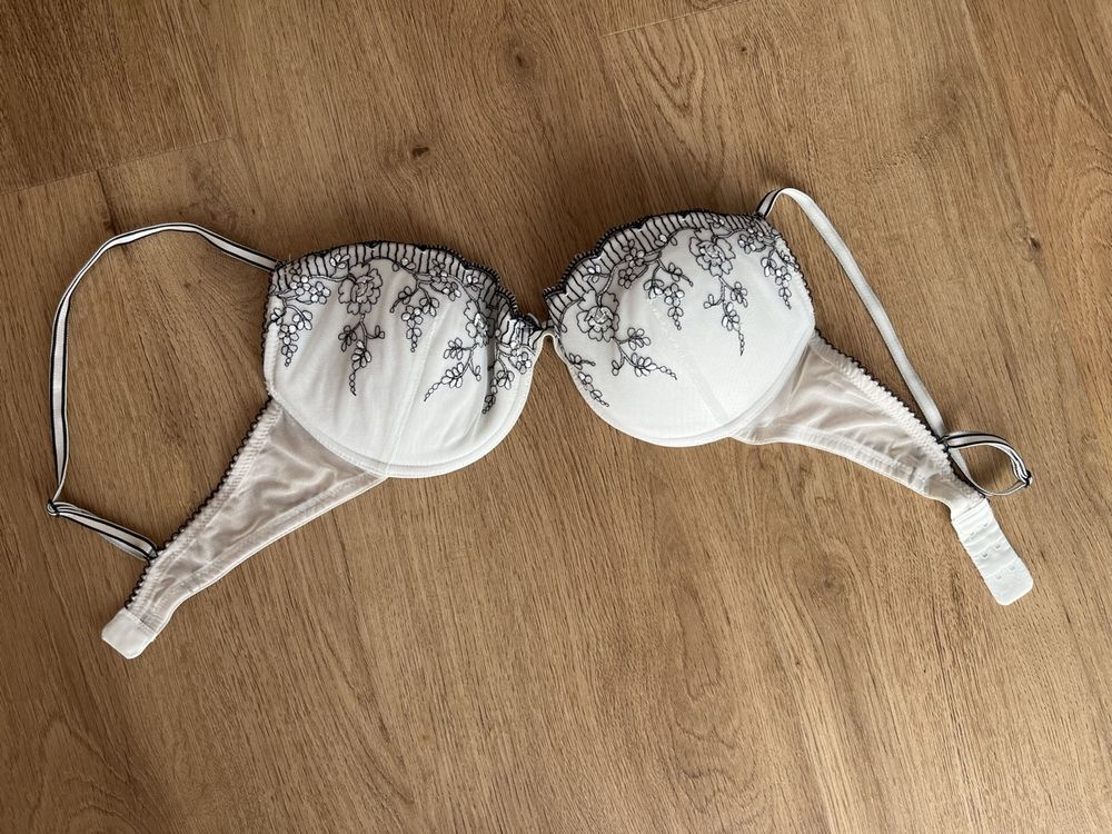 Weisser BH grösse 75c (Gebraucht) in Zimmerwald für CHF 5 – mit ...