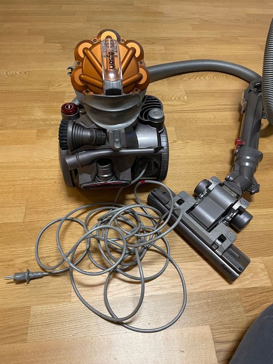 Dyson DC20 Animalpro (Gebraucht) in Glattpark (Opfikon) für CHF 88 – mit Lieferung auf Ricardo ...