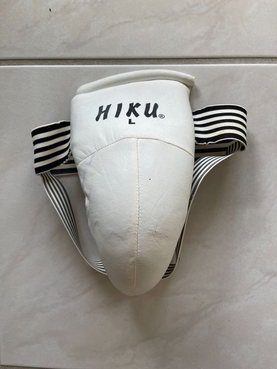 HIKU Tiefschutz (weiss) (Gebraucht) in Biberist für CHF 12 – mit Lieferung auf Ricardo kaufen