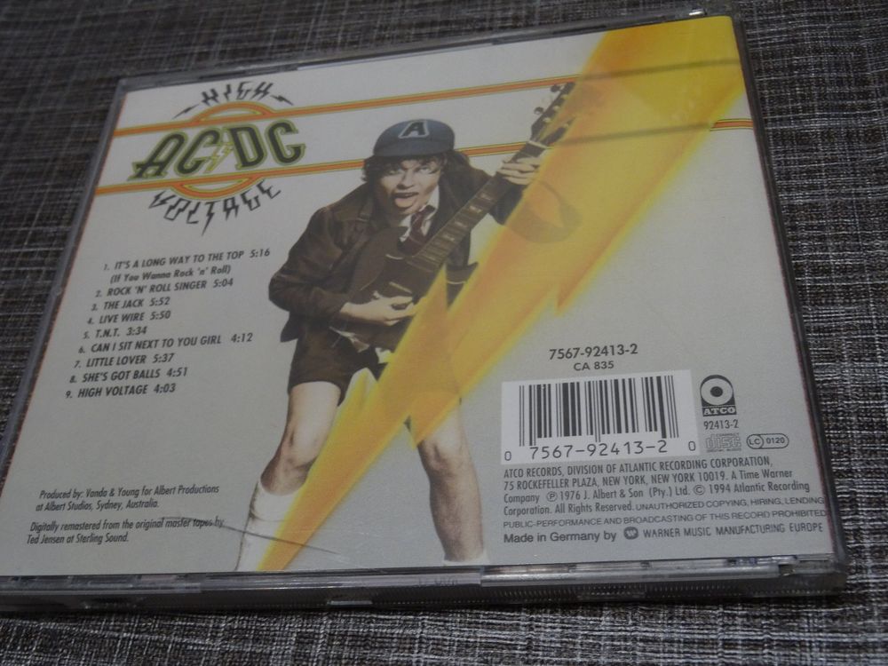 AC/DC - High Voltage CD (Gebraucht) in Olten für CHF 3 – mit Lieferung auf Ricardo kaufen