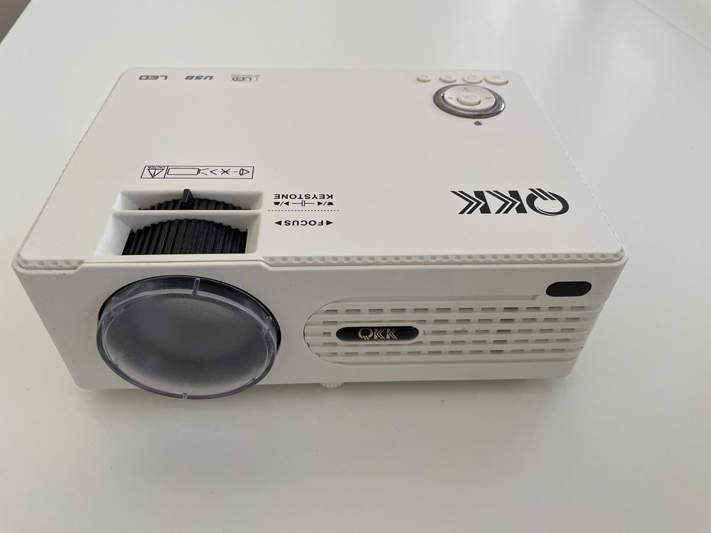 Projektor QKK (Neu (gemäss Beschreibung)) in Luzern für CHF 25 – nur ...