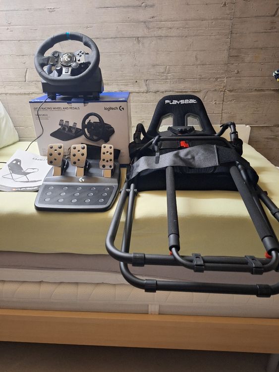 Logitech G923 Trueforce inkl. Playseat (Gebraucht) in Basadingen für ...