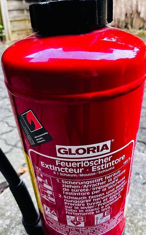 Feuerlöschern Gloria 6L Schaum (Gebraucht) in Oberweningen für CHF 65 – nur Abholung auf Ricardo ...