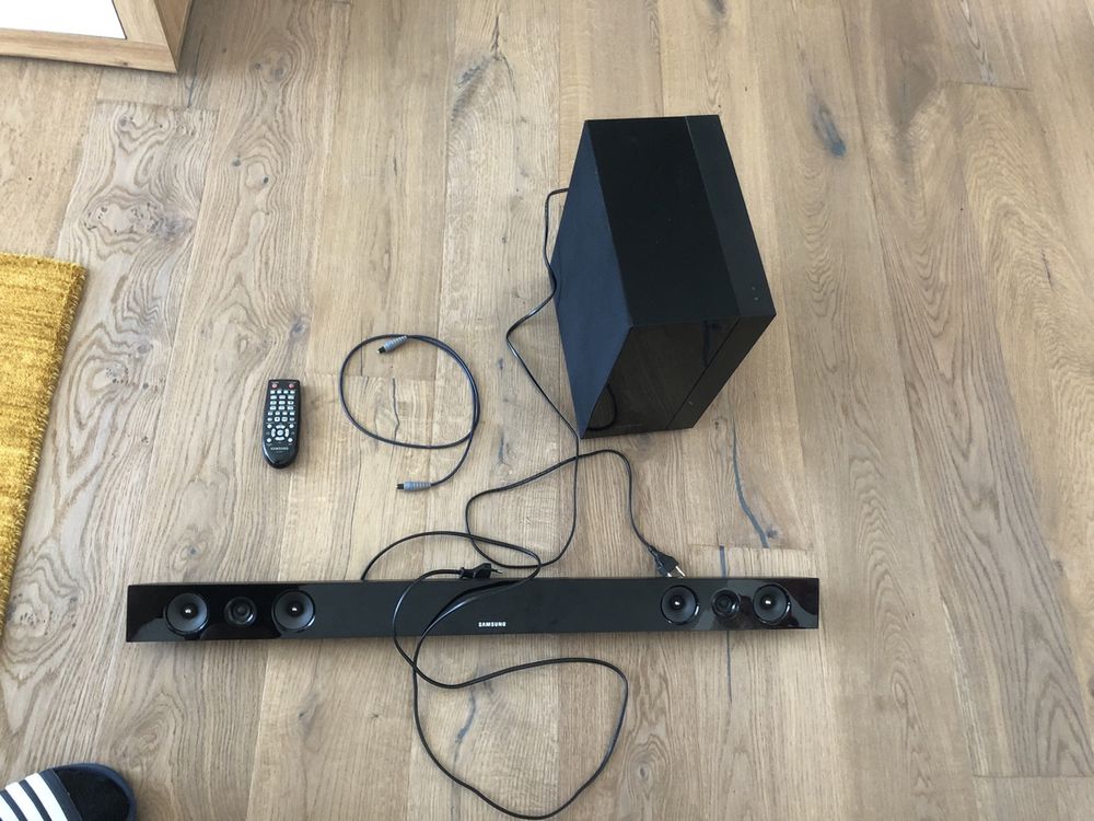 Samsung Soundbar HW-F450 | Kaufen auf Ricardo