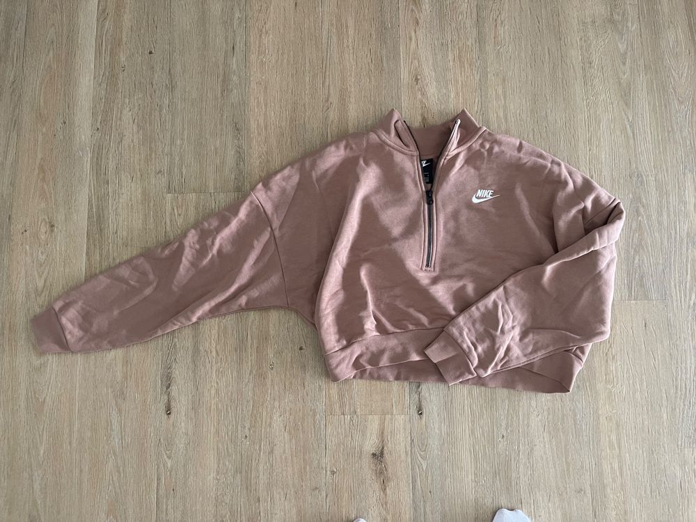 Cropped Pullover von Nike (Gebraucht) in Staufen für CHF 20 – mit ...