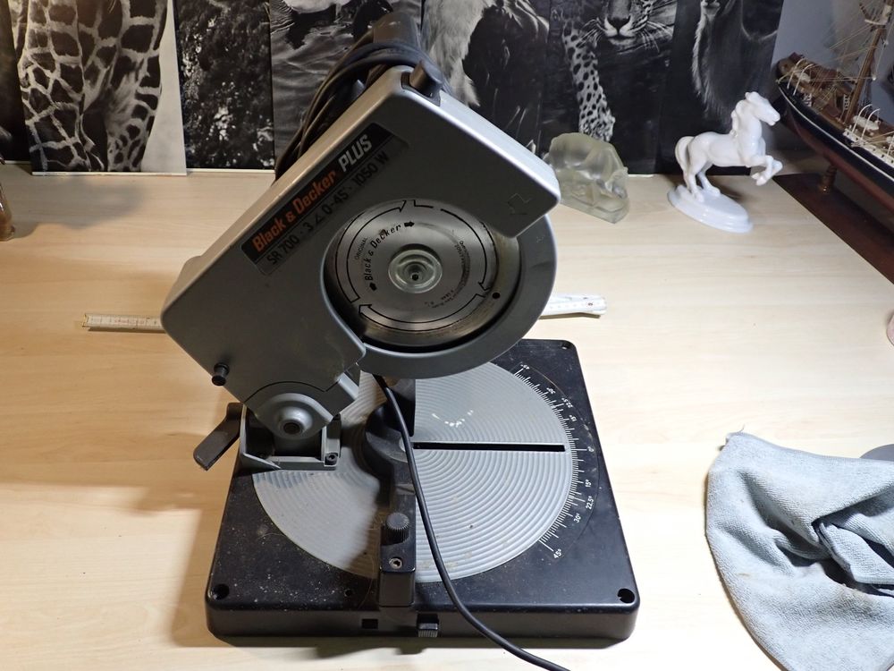 Ab 1.- Black & Decker Tisch Winkelfräse (Gebraucht) in Rümlang für CHF ...