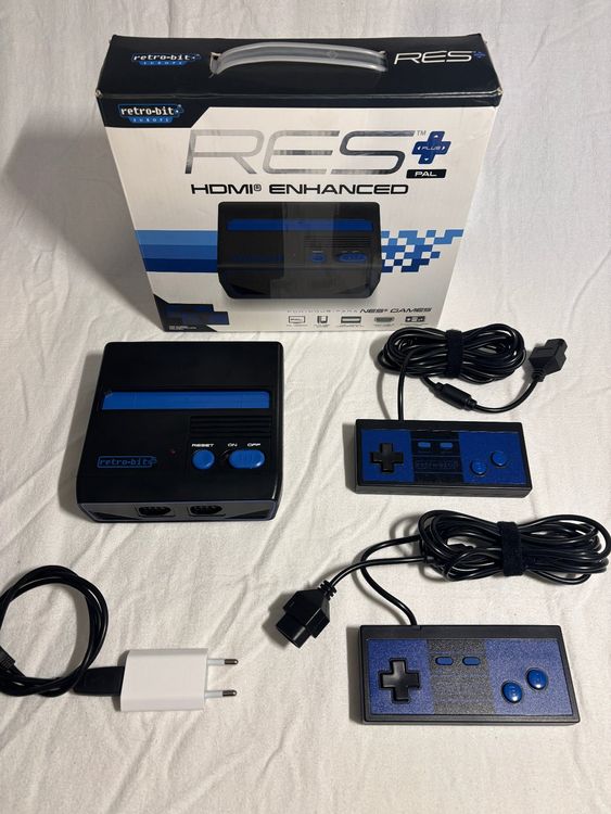 NES - Retro-Bit RES plus (Gebraucht) in Allschwil für CHF 59.9 – mit ...