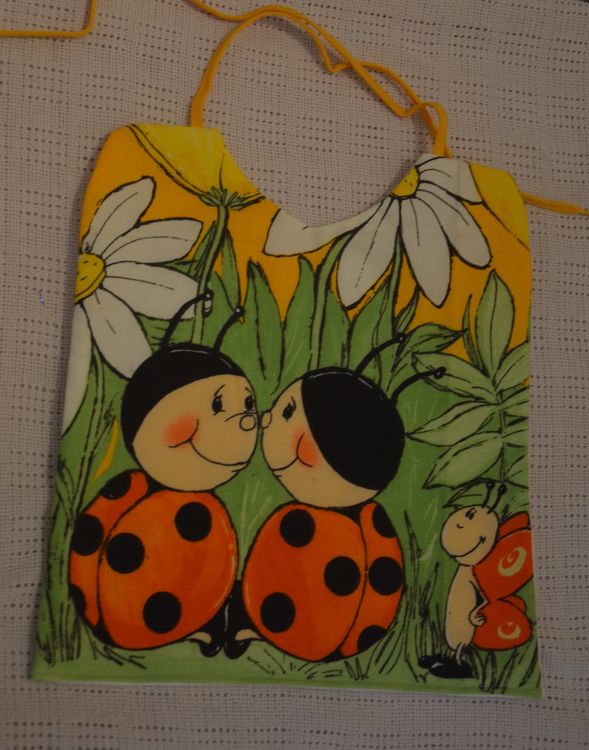 BAVETTE - LATZLI - NEU - HANDARBEIT (ETOFFE RARE) (Neu und ...