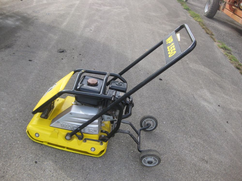 WACKERVIBROPLATTE WP 1550 A AB SERVICE 20 06 2025 IM AUFTRA (Gebraucht ...