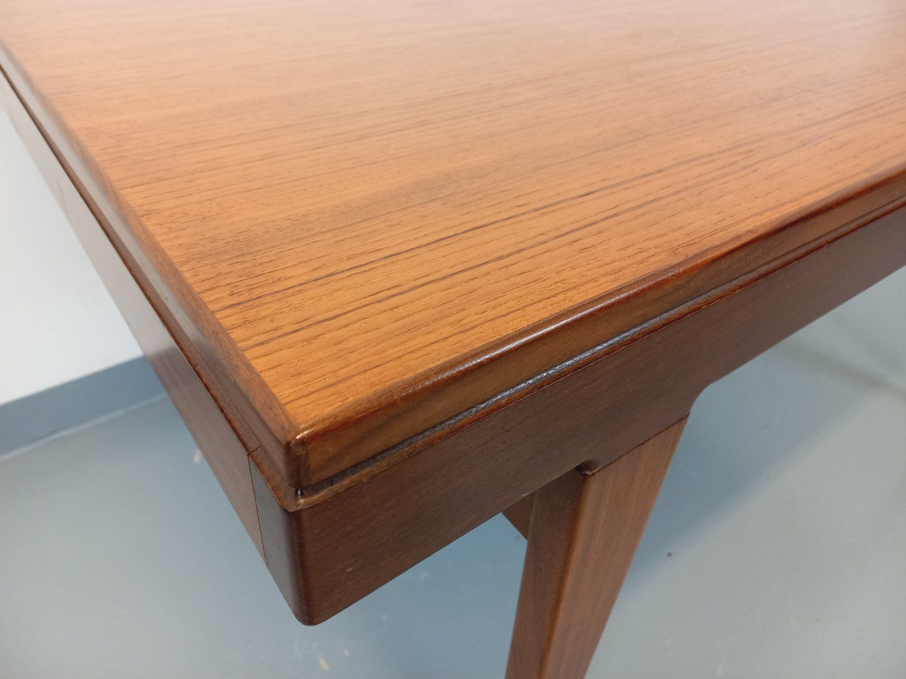 Table à manger scandinave vintage des années 50 60 en teck (Gebraucht ...