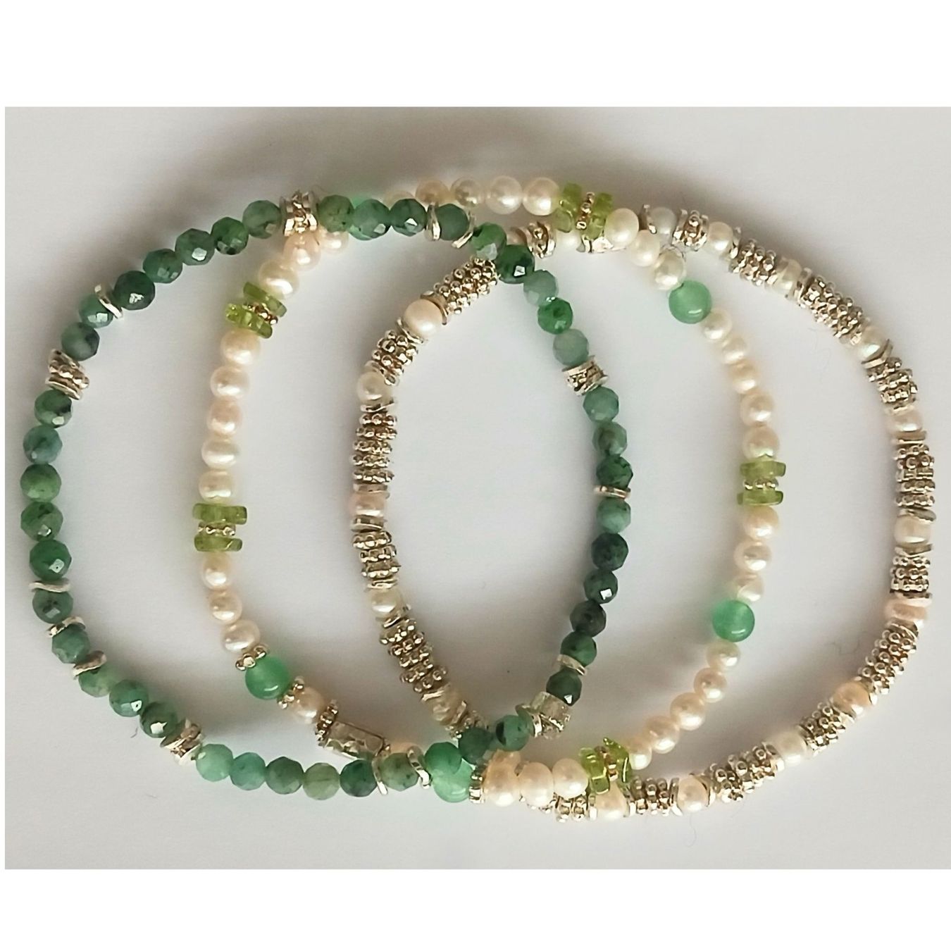 Armband-Trio elastisch – Peridot, Smaragd-Naturstein, Perlen (Neu ...