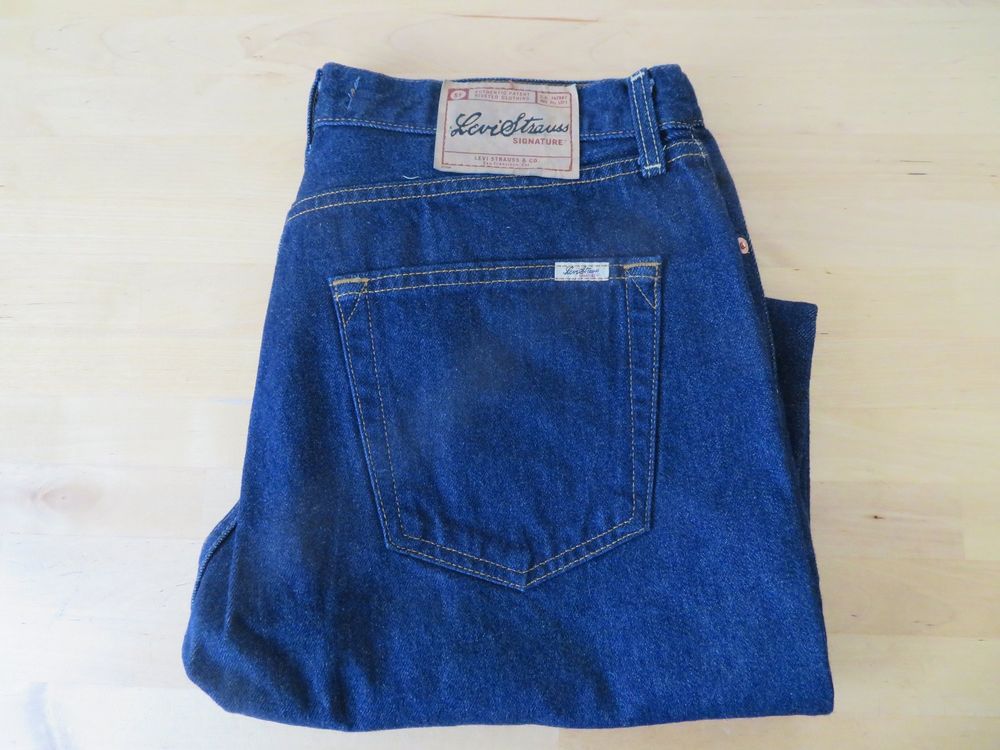LEVI Signature Jeans 34x32 (Neu und originalverpackt) in zürich für CHF ...