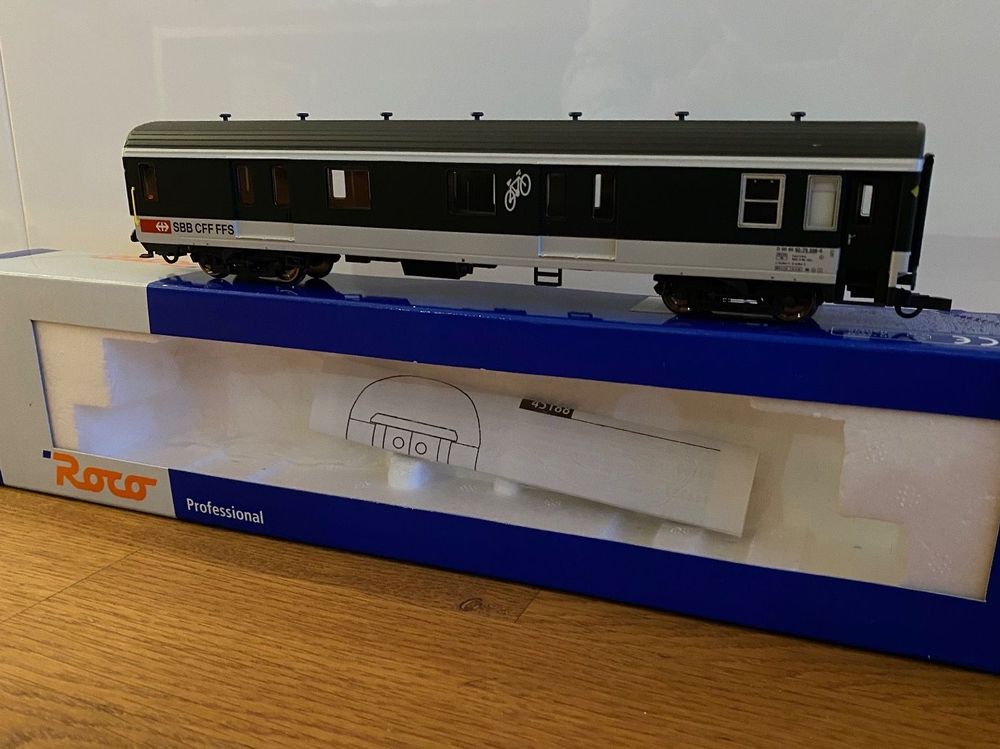 Roco 45188 SBB EW IV D Gepäckwagen Ep. V Pendelzugfähig | Acheter sur ...