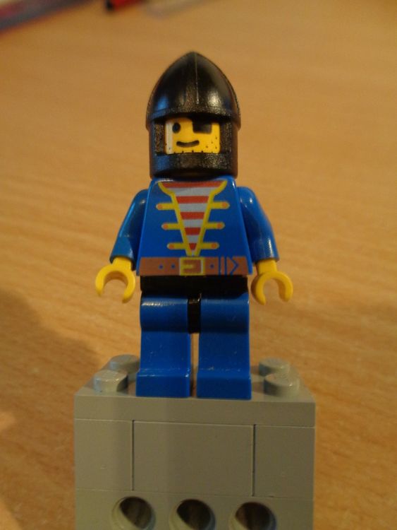 1 Lego-Figur ohne Sockel (Neu (gemäss Beschreibung)) in Utzenstorf für ...