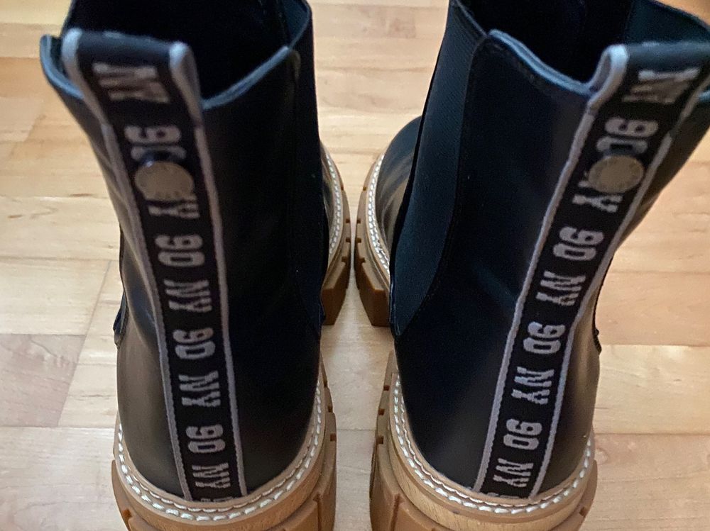 Platteau Boots (Gebraucht) in Wil ZH für CHF 58 – nur Abholung auf ...