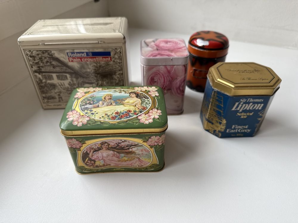 Teedosen Vintage dosen (Gebraucht) in Dällikon für CHF 3 – mit ...