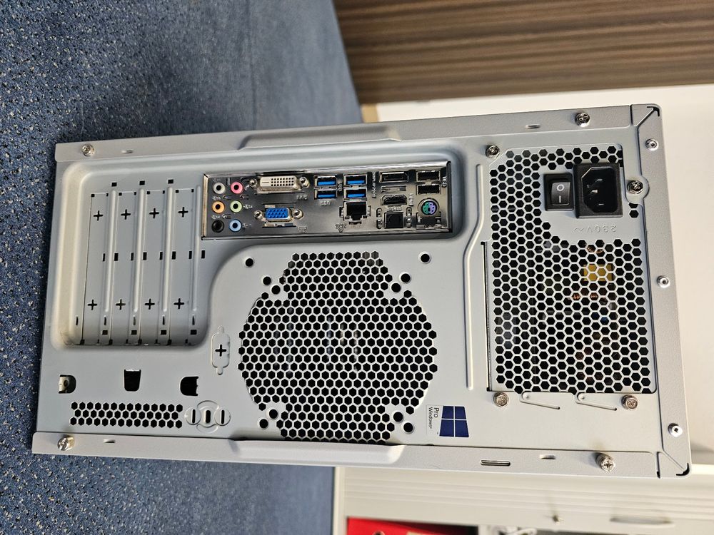 Maxdata PC | Kaufen auf Ricardo