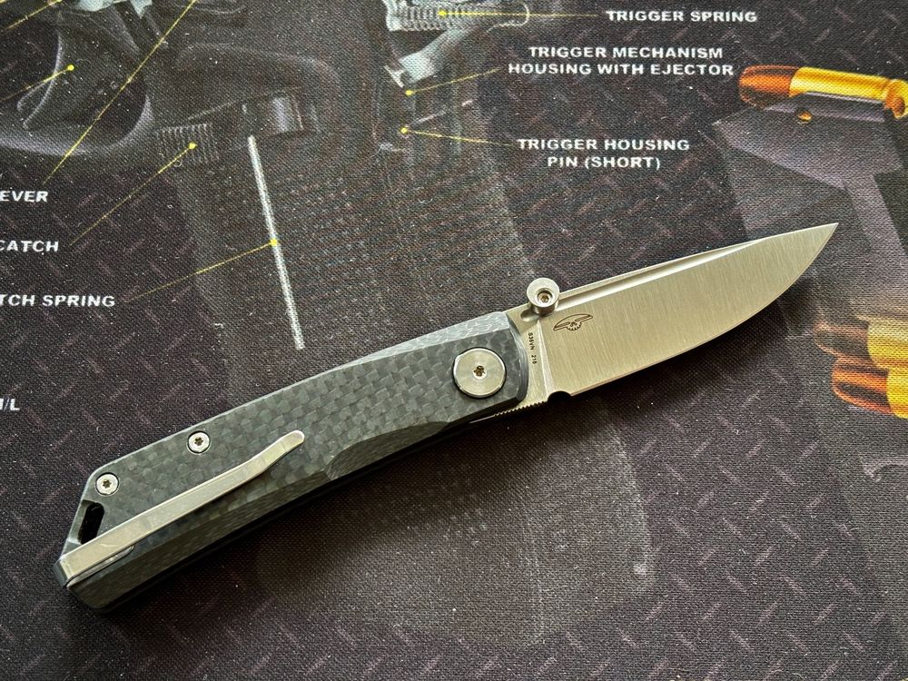 Real Steel Luna, Premium 2, S35VN, Carbonfiber mit Daumenpin (Neu ...