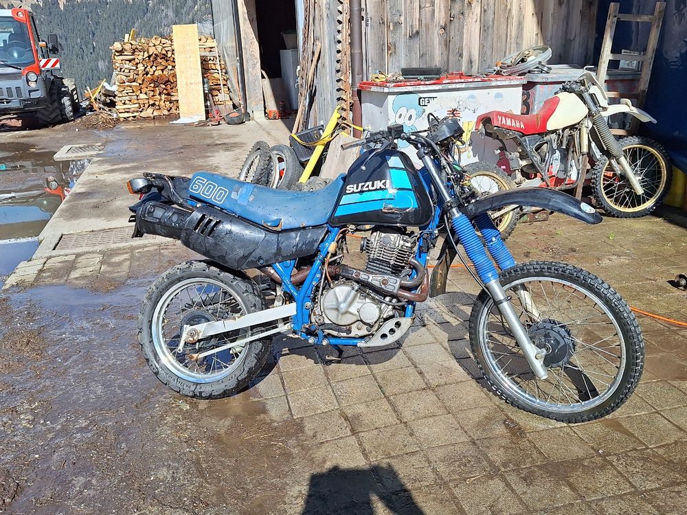 Suzuki DR 600 S (Defekt) in Mutten für CHF 300 – nur Abholung auf Ricardo kaufen