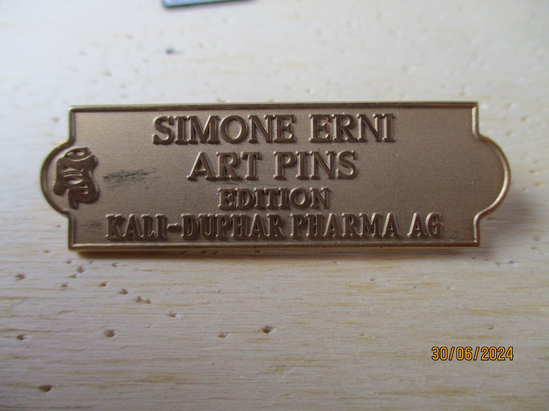 Simone Erni Art Pins Kali Duphar Pharma Pin RAR (Neu (gemäss ...