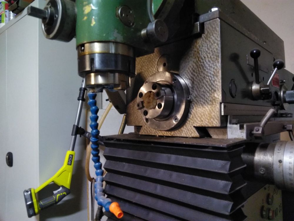 fräsmaschine AVIA DNF 25 mit Digitalanzeige und Zubehör | Kaufen auf Ricardo