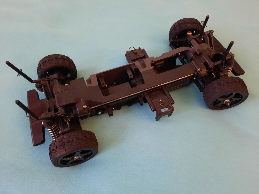 Tamiya 4 WD Chassis | Kaufen auf Ricardo
