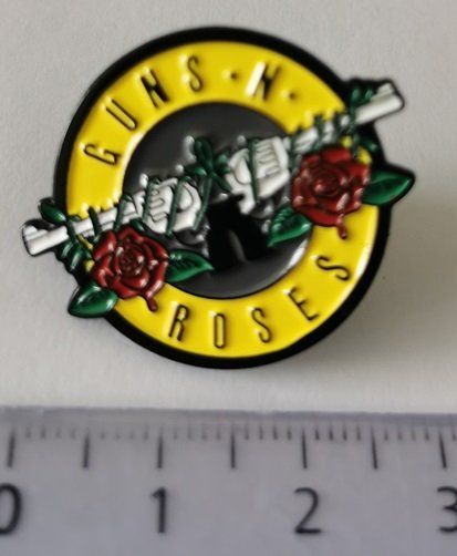 GUNS N'ROSES - Pin (neu/OVP) (Neu und originalverpackt) in für CHF 3.9 ...