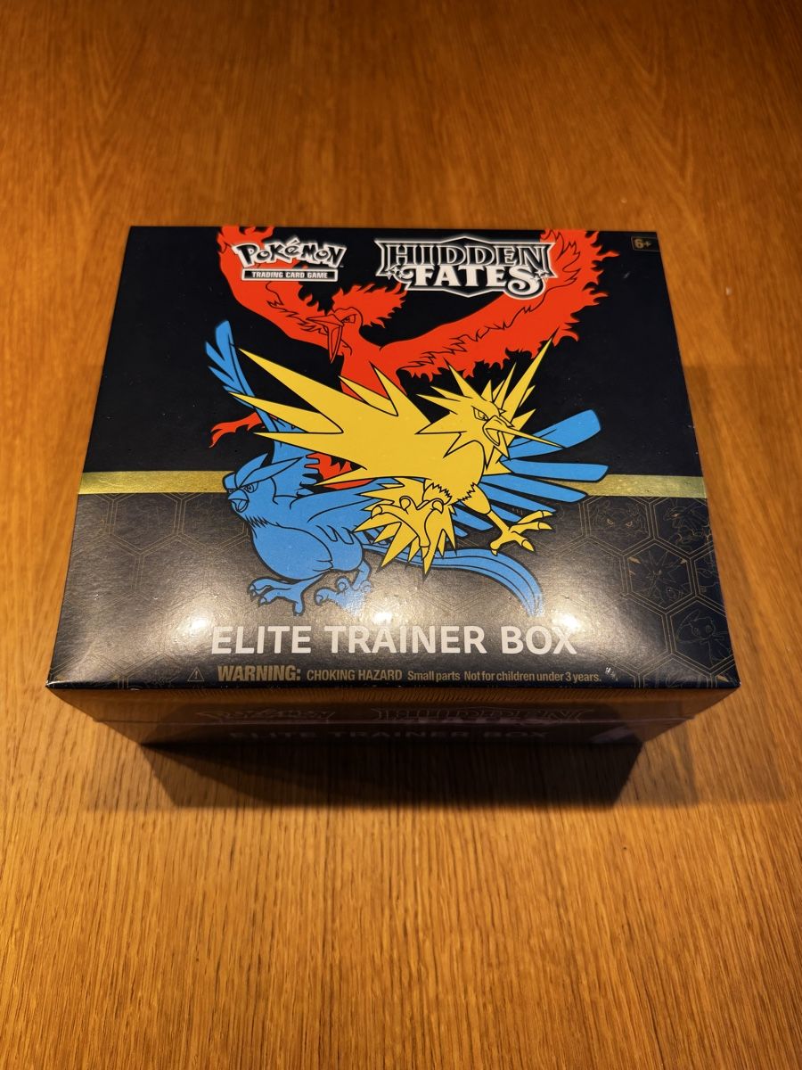 Pokemon Hidden Fates Elite Trainer Box - Sealed! 🔥🔥 (Neu und ...