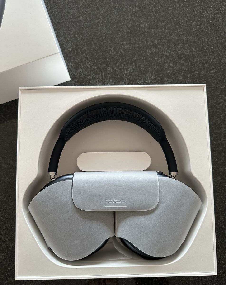AirPods Max Midnight (Neu (gemäss Beschreibung)) in Spreitenbach für ...