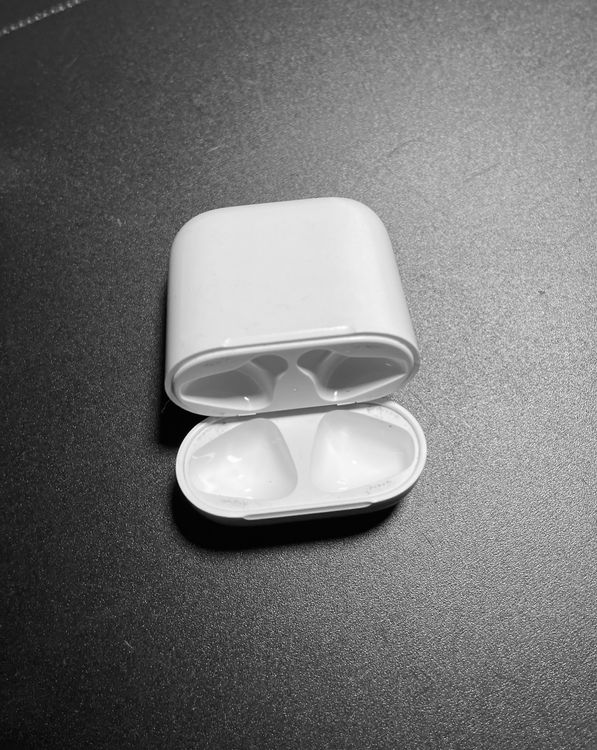 Airpods 2.Generation Case | Kaufen auf Ricardo