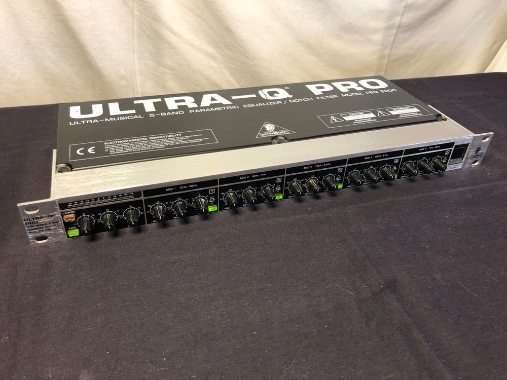 Behringer ULTRA-Q PRO PEQ 2200 (Gebraucht) in Gams für CHF 25 – mit ...