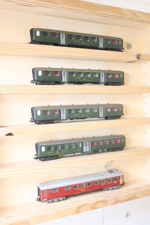 Liliput 5 x SBB Leichtstahl Personenwagen H0 - Set (Gebraucht) in Winterthur für CHF 65 – mit ...