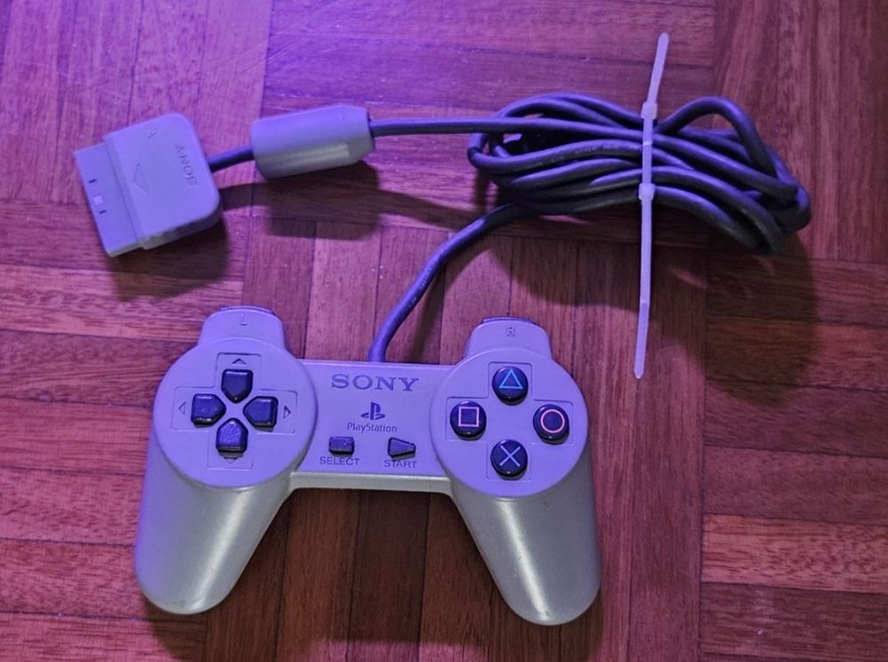 PS1 JOYSTICK (Gebraucht) in für CHF 18 – mit Lieferung auf Ricardo kaufen