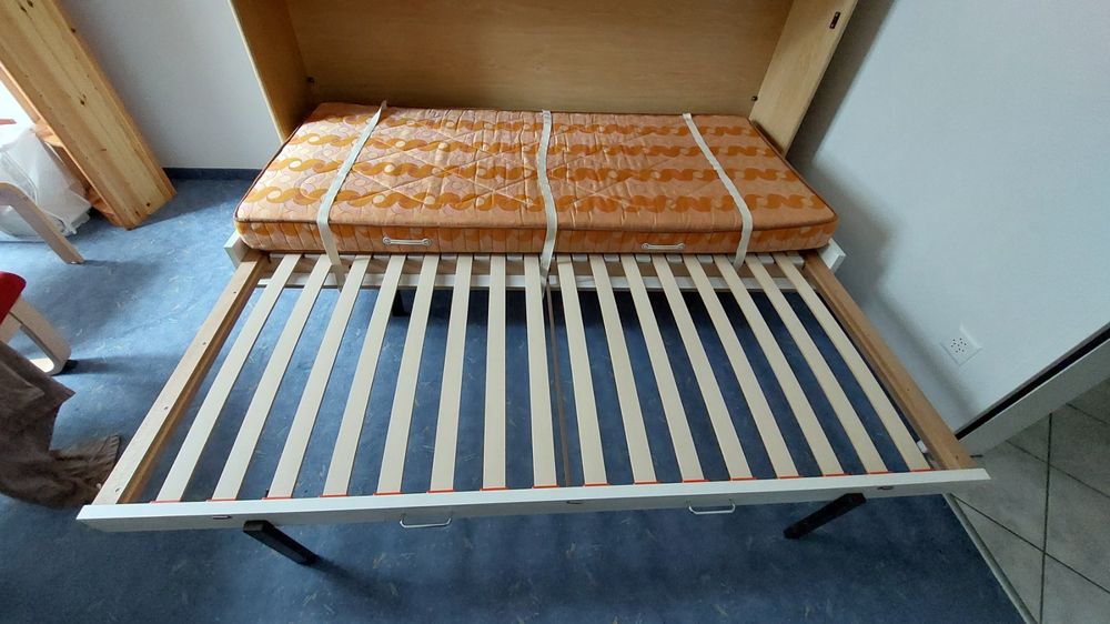 Schrankbett ausziehbar, Klappbett (Gebraucht) in Urdorf für CHF 31 – nur Abholung auf Ricardo kaufen