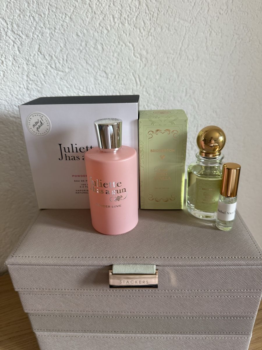 Juliette has a gun Powder love 100ml + Bridgerton (Gebraucht) in Missy ...
