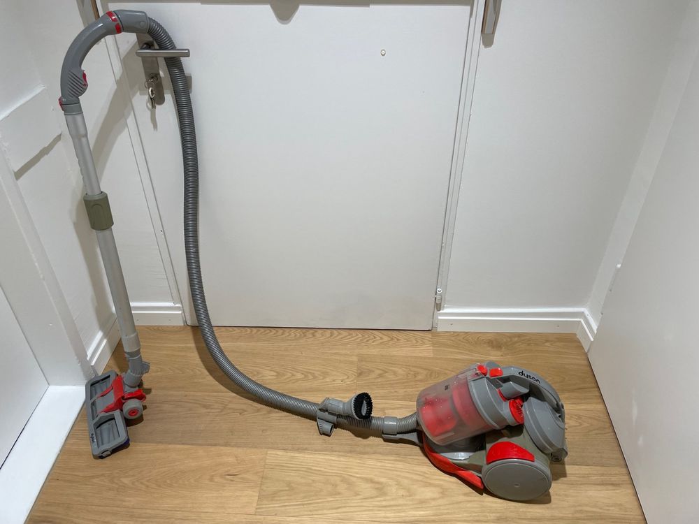 dyson staubsauger DC05 (Gebraucht) in Zürich für CHF 40 – nur Abholung ...