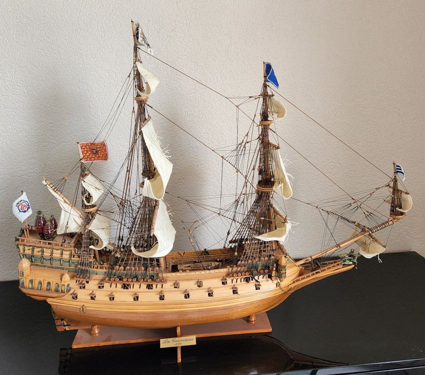 Magnifique galion "La Couronne 1636" à l'échelle | Kaufen auf Ricardo