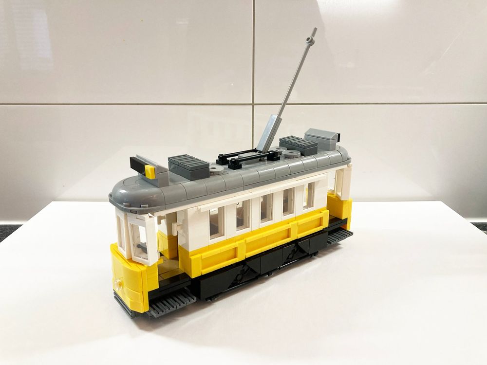 Lisbon style Tram - MOC-128589 - Lego compatible | Kaufen auf Ricardo