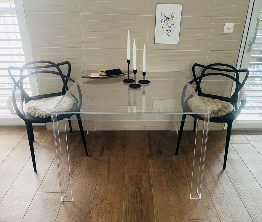 Kartell Invisible Table Tisch zu verkaufen (Gebraucht) in Sarmenstorf für CHF 350 – nur Abholung ...