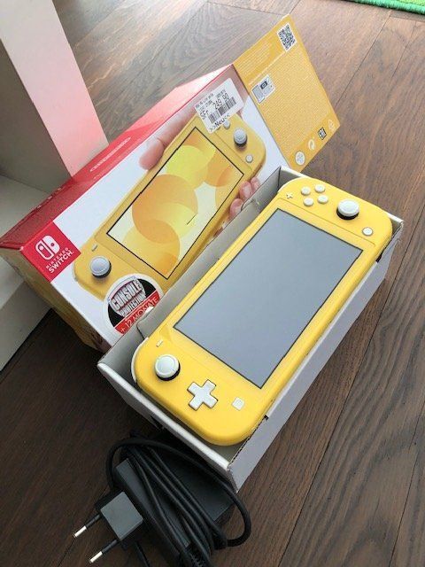 Nintendo Switch Lite Gelb