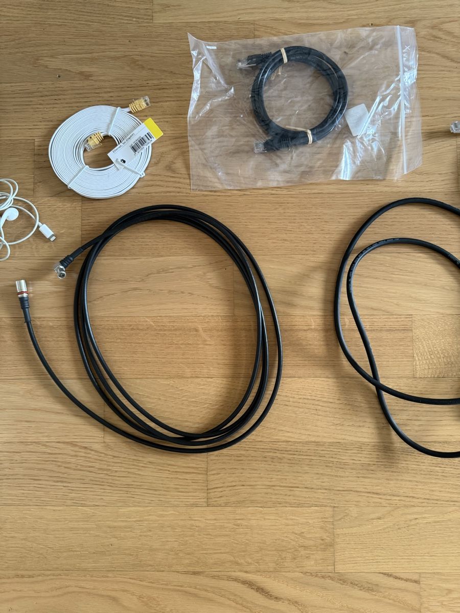 Kabel-Set: HDMI, USB, Stromadapter, usw. (Gebraucht) in Sisseln AG für ...