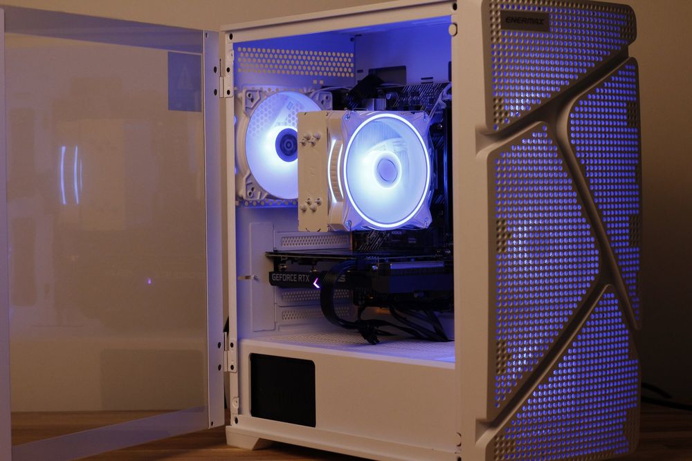 White Gaming PC Ryzen 5 Nvidia RTX 32G RAM Win 11 pro ARGB | Kaufen auf ...