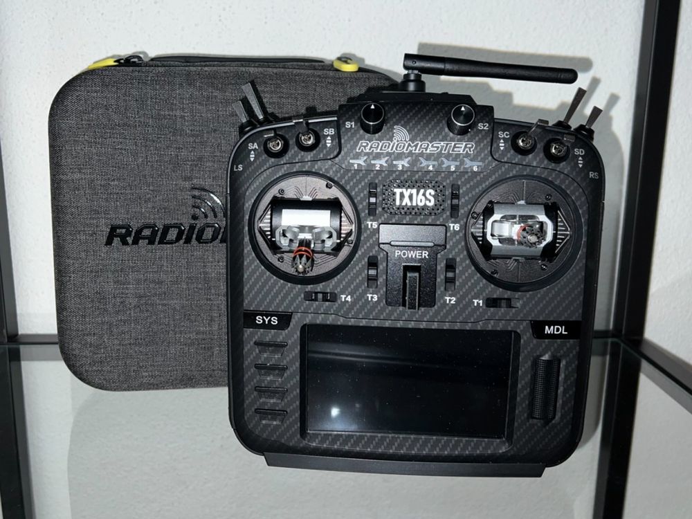 Radiomaster TX16s Mark II Max mit AG01 Gimbals (Neu (gemäss ...