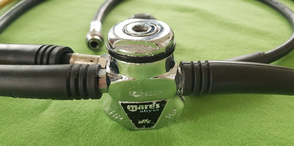 Mares Atemregler-Set MR 22, Abyss, Octopus Axis (Defekt) in für CHF 70 ...