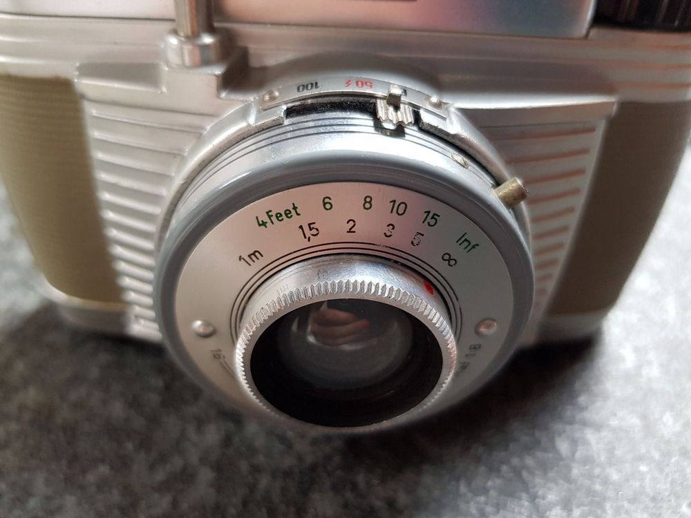 Bilora Bella 46 Kamera Sammlerstück Fotoapparat (Defekt) in Urdorf für ...
