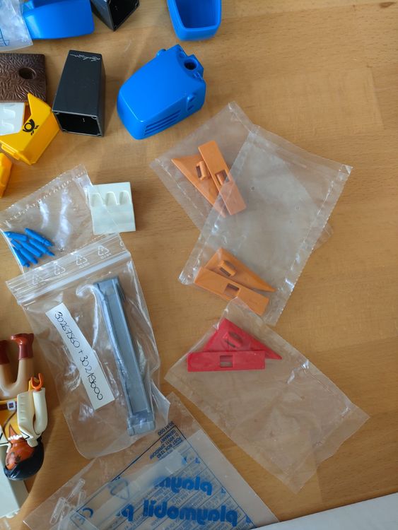 Playmobil: viele Ersatzteile, meiste neu und Adventskalender | Kaufen auf Ricardo