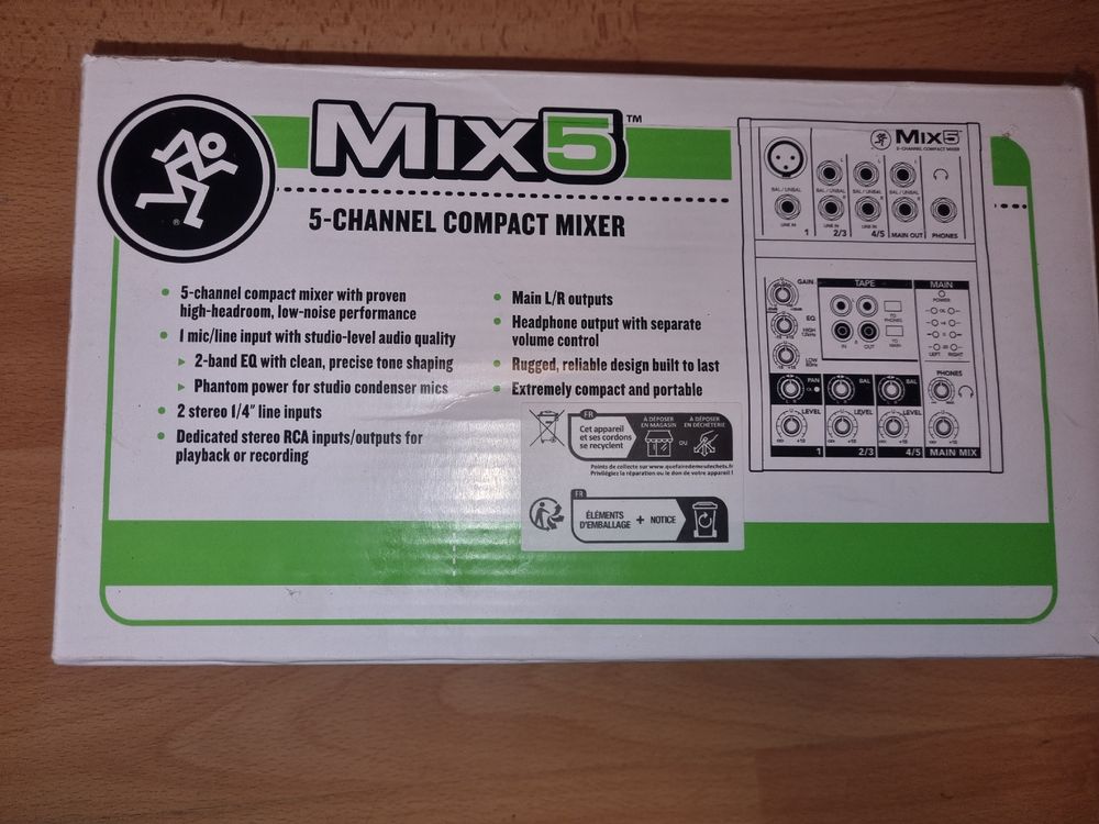 Mackie Mix5 - Console de mixage 5 canaux - État neuf (Neuf avec ...