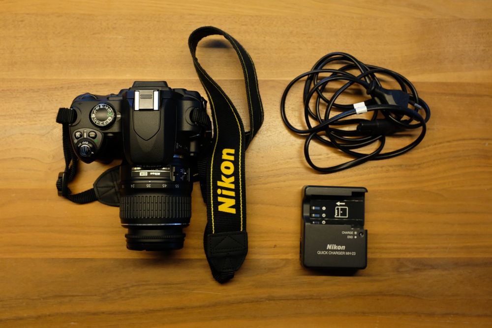 Nikon D40 mit Nikkor 18-55mm | Kaufen auf Ricardo